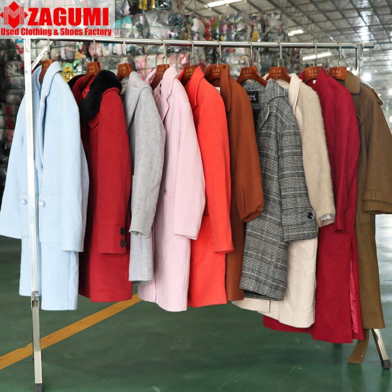 Used Lady Wool Overcoat Long - ZAGUMI